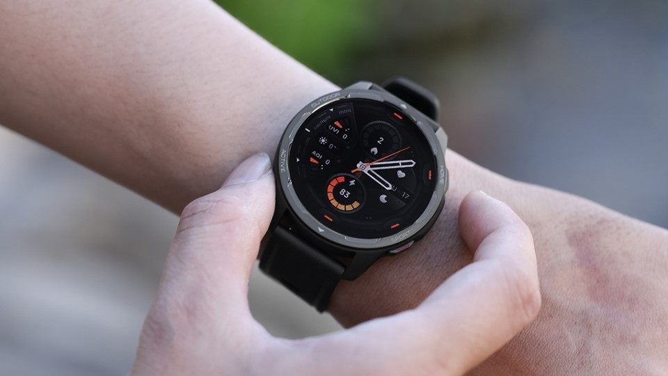 Tham khảo ngay 10 chiếc đồng hồ thông minh nghe gọi nhỏ gọn