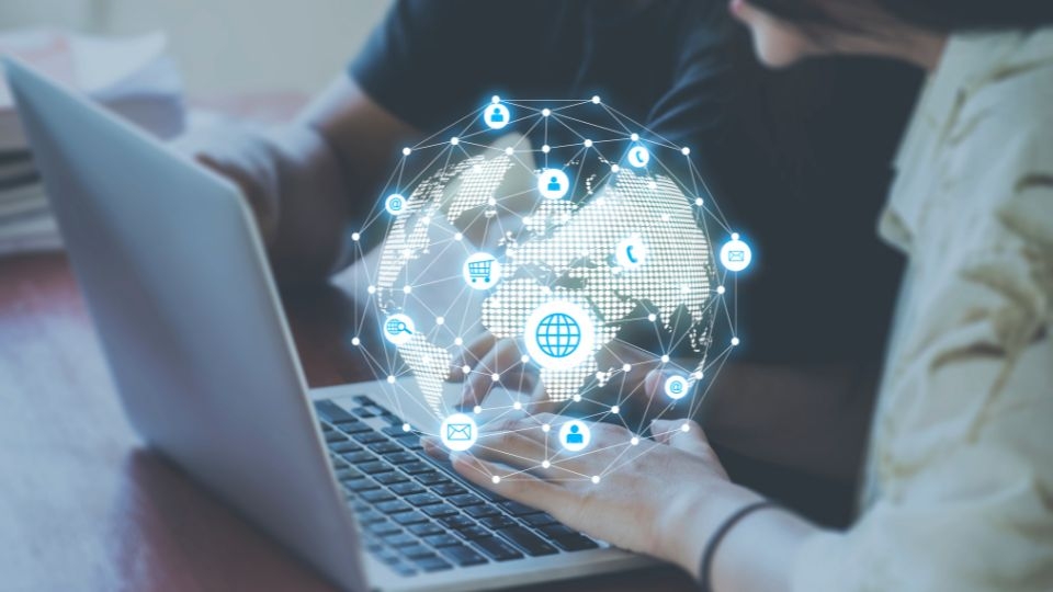 Bandwidth là gì? Ảnh hưởng của nó lên cuộc sống của chúng ta