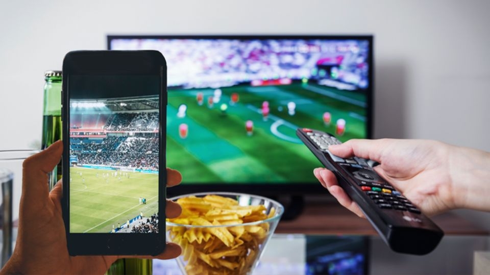 Các phần mềm biến điện thoại thành máy chiếu hot nhất hiện nay