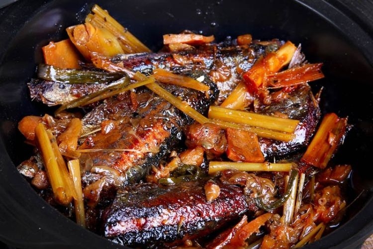 Cá kìm là gì và cách chế biến món kho cá kìm thơm ngon, trọn vị