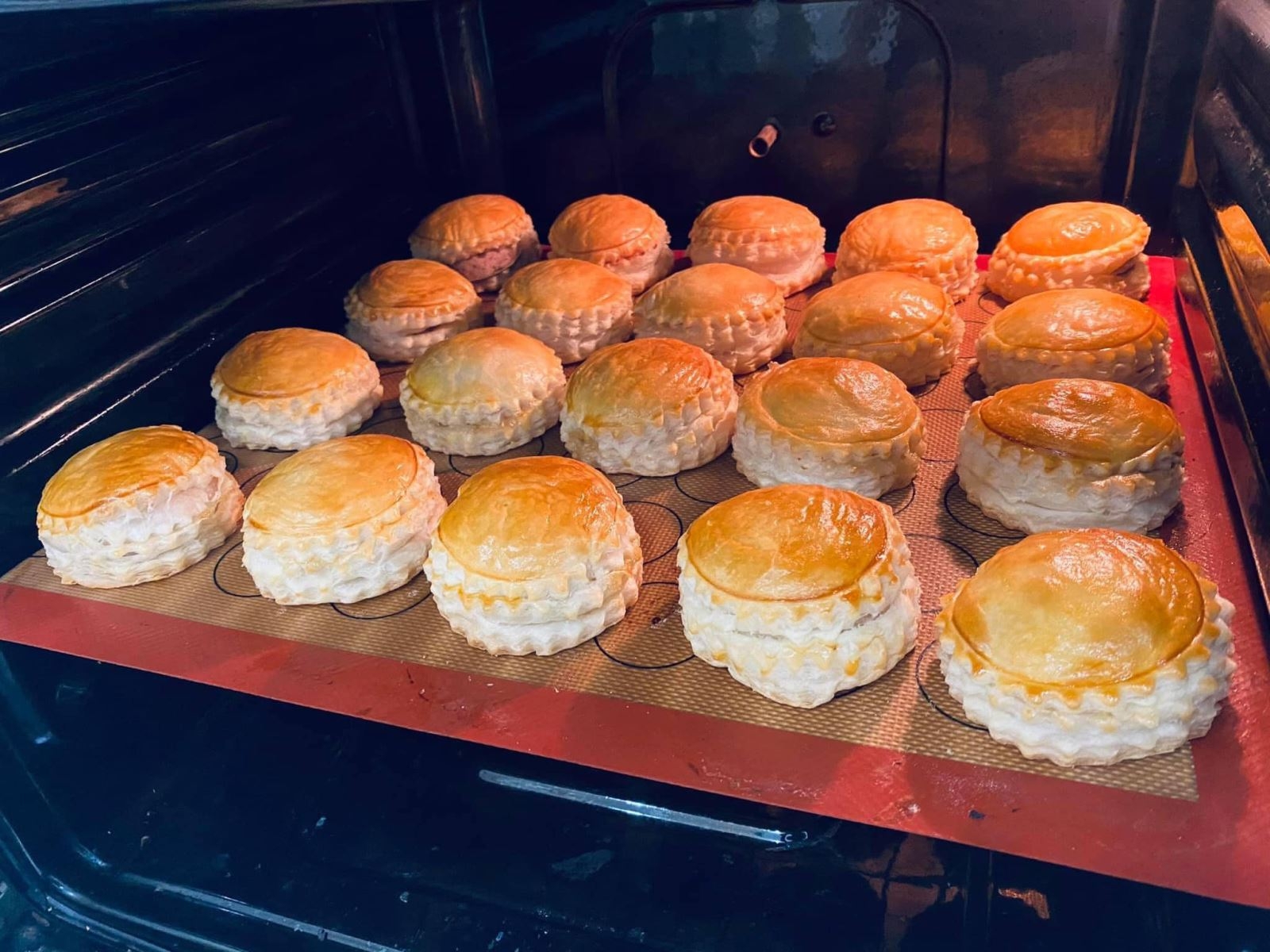 Bật mí công thức bánh pateso ngàn lớp ngon tuyệt hảo