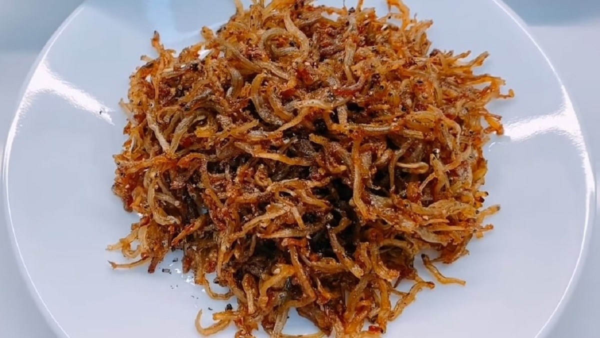 Hướng dẫn 3 cách làm cá cơm rim thơm ngon và siêu đưa cơm