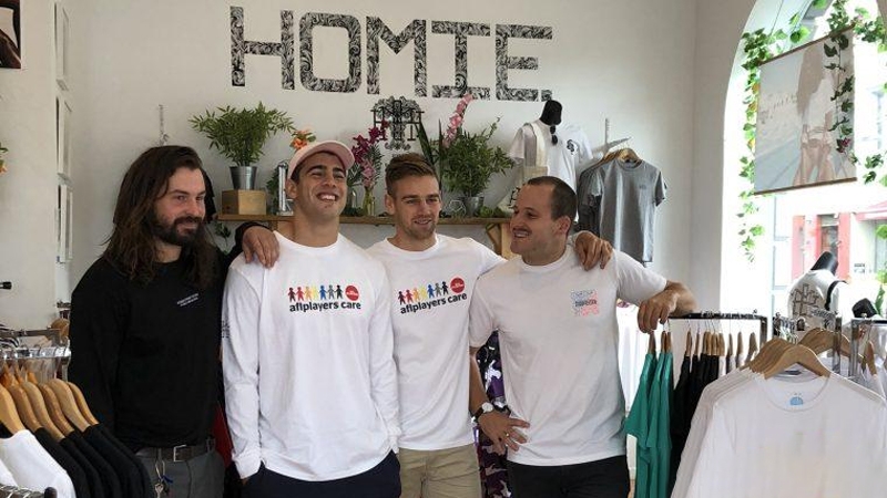 Homie là gì? Hơn cả một từ lóng, đó là một phong cách sống