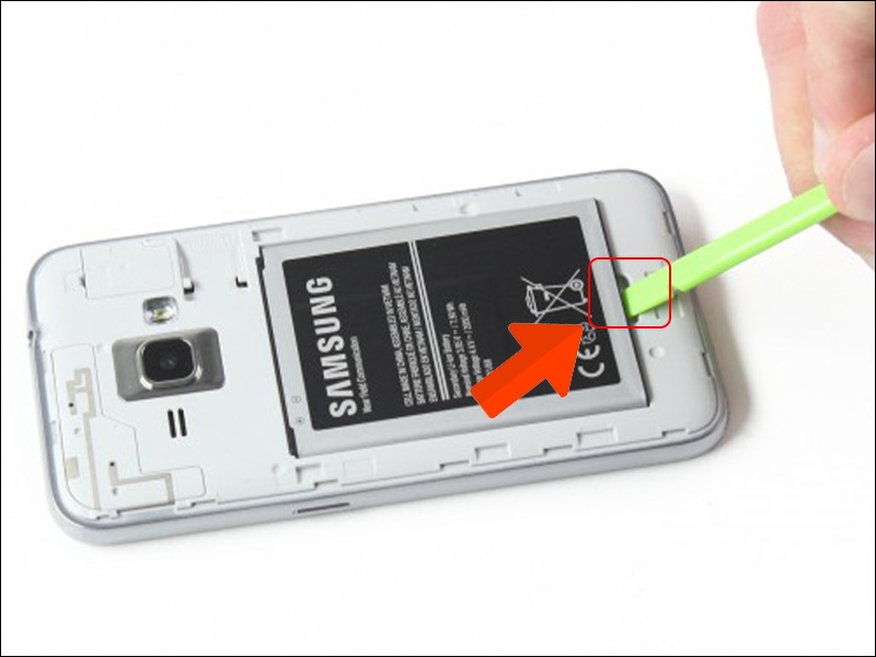 Gợi ý cách thay pin điện thoại Samsung ngay tại nhà đơn giản