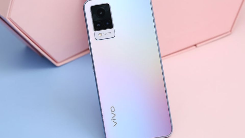 Khám phá: Đâu là chiếc điện thoại Vivo 3 camera đỉnh nhất?