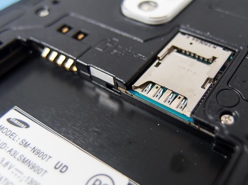 Cách lắp SIM Samsung đúng chuẩn trên cả phiên bản mới và cũ