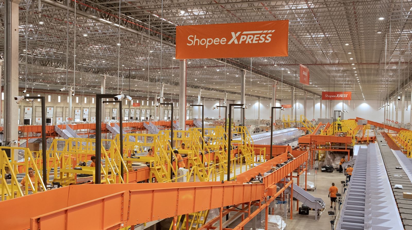 Kho Thẩm Quyến Shopee ở đâu? Mất bao lâu thì hàng về Việt Nam?