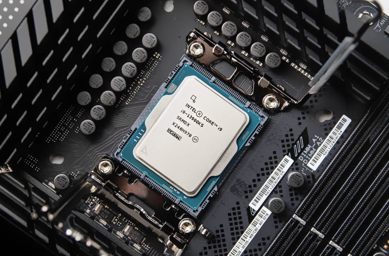 i9 13th 13900KS có mạnh không? Mạnh hơn Core i9-13900K bao nhiêu