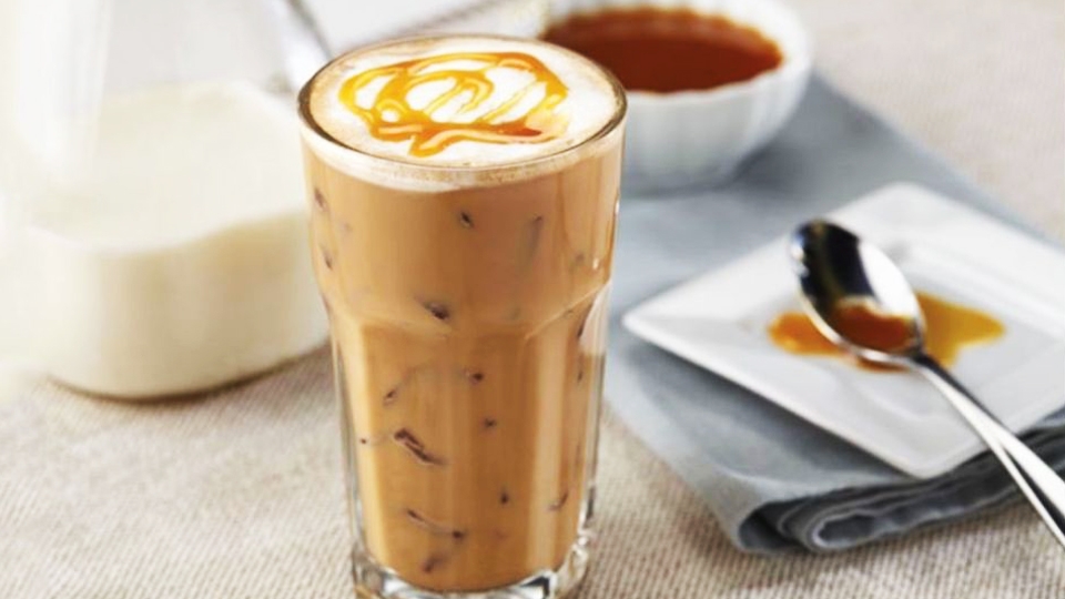 Cách pha trà sữa caramel tại nhà thơm ngon và siêu đơn giản