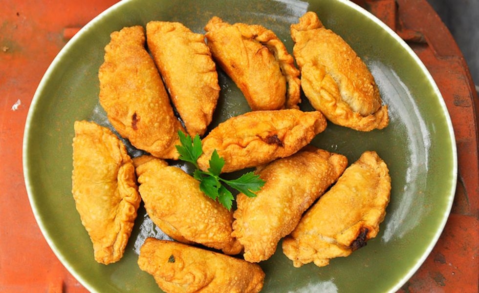 Samosa là gì? Bánh samosa có gì đặc biệt trong nền ẩm thực?