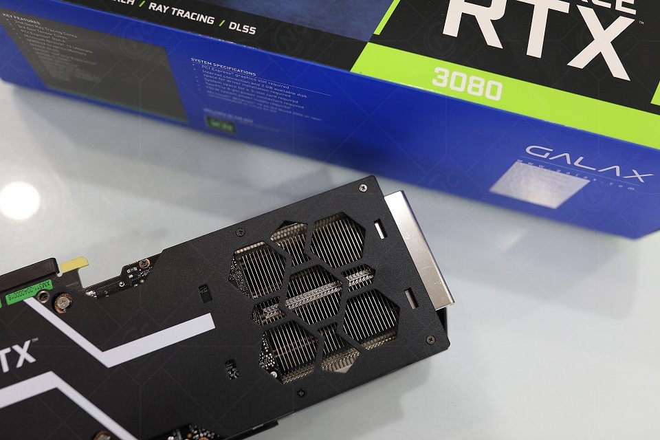 GeForce RTX 3080: Sức mạnh đồ họa vượt trội, dẫn đầu xu hướng