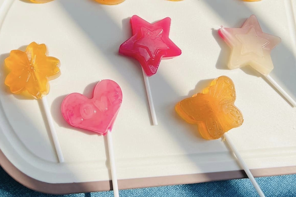 Bật mí 5 cách làm kẹo mút siêu dễ siêu ngon bé nào cũng mê tít