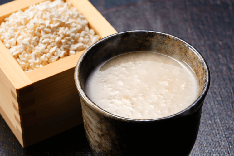 Rượu Amazaki là gì? Nét đặc trưng của loại “rượu thần” Nhật Bản