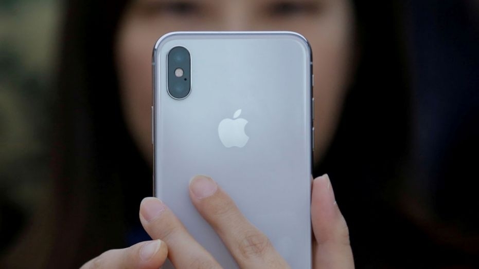 iPhone X Plus: Giá bán, thông số kỹ thuật, thiết kế