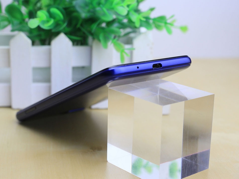 Trên tay Huawei Enjoy 8e Youth: Màn 18: 9, Android 8.1 Oreo