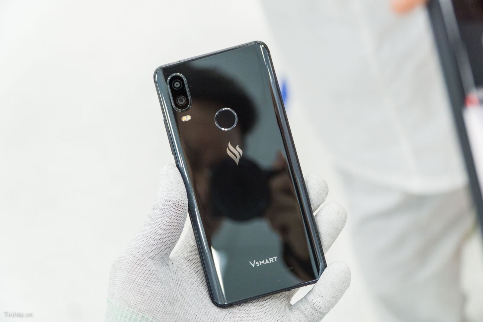 Những điều bạn cần biết về điện thoại Vsmart của VinGroup