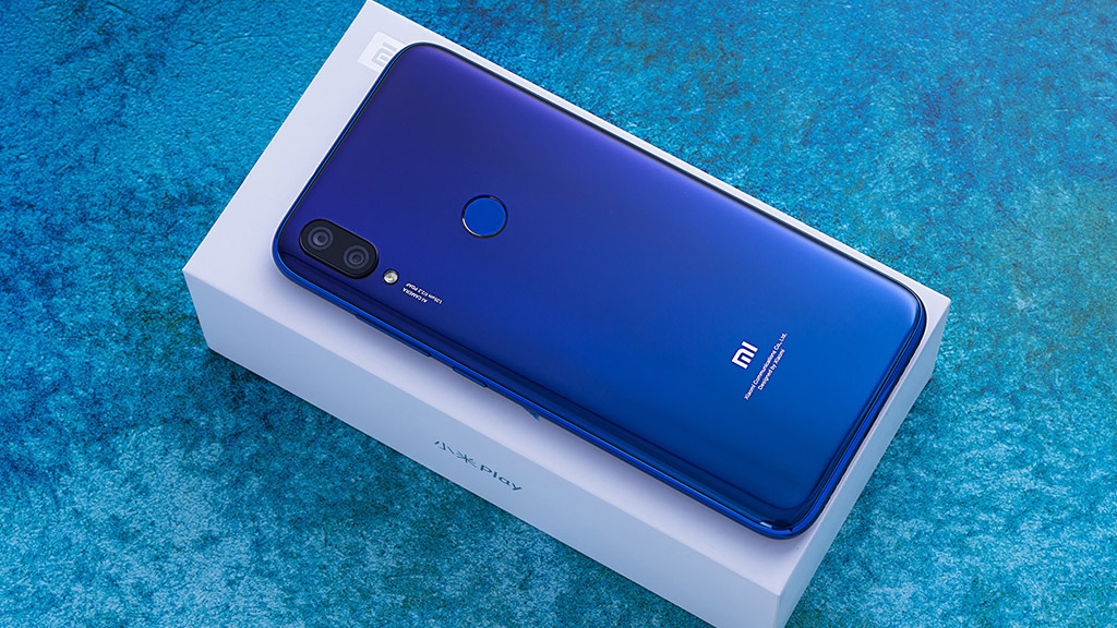 Trên tay Xiaomi Mi Play: thiết kế ấn tượng, mạnh mẽ