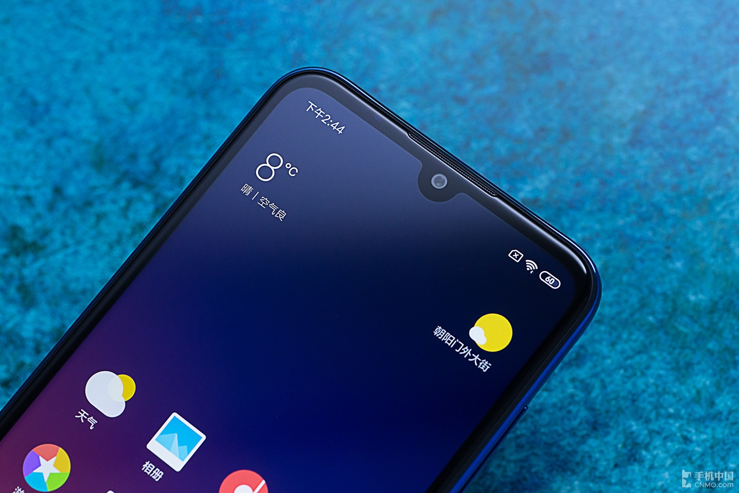 Trên tay Xiaomi Mi Play: thiết kế ấn tượng, mạnh mẽ