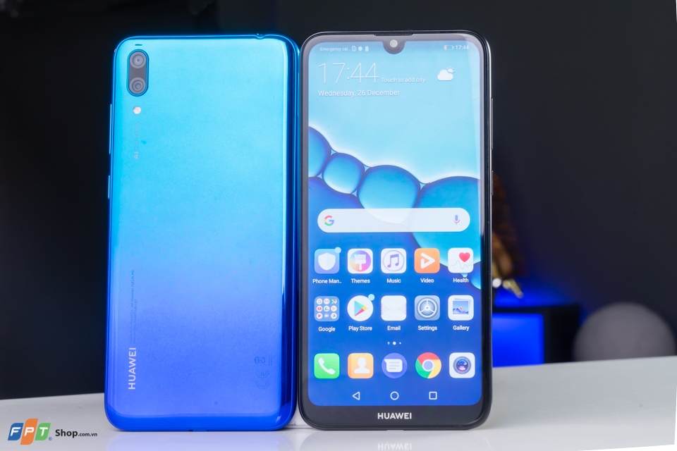 Trên tay Huawei Y7 Pro (2019): thiết kế "giọt nước"