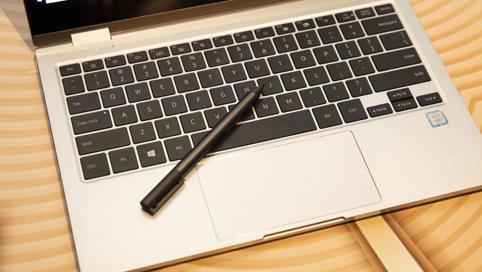 Trên tay Samsung Notebook 9 Pro vừa ra mắt CES 2019