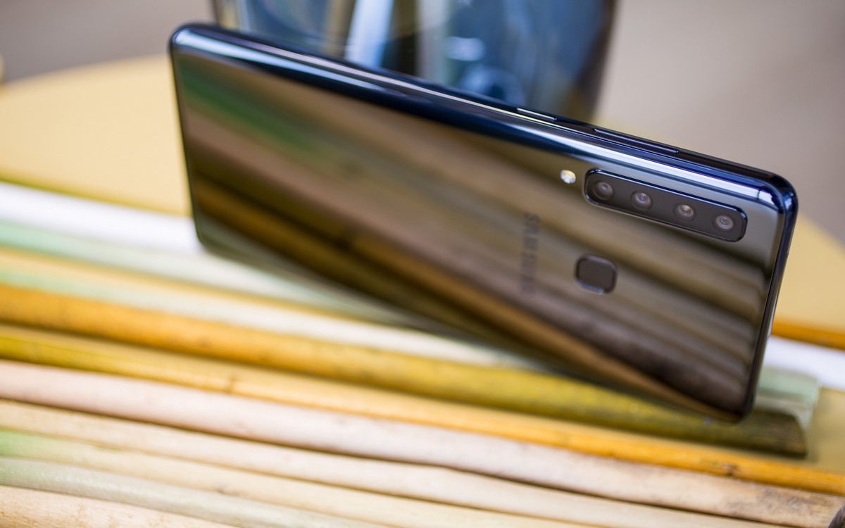 Trên tay và đánh giá thiết kế Samsung Galaxy A9