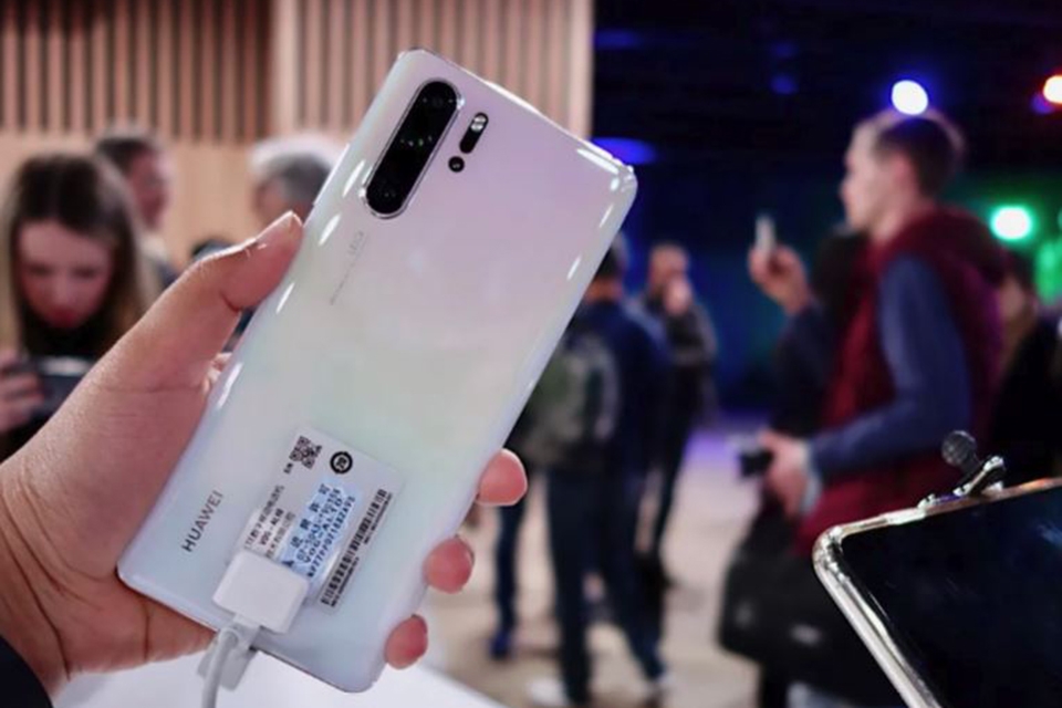 Khám phá 4 điểm hấp dẫn trên Huawei P30 Pro vừa mới ra mắt
