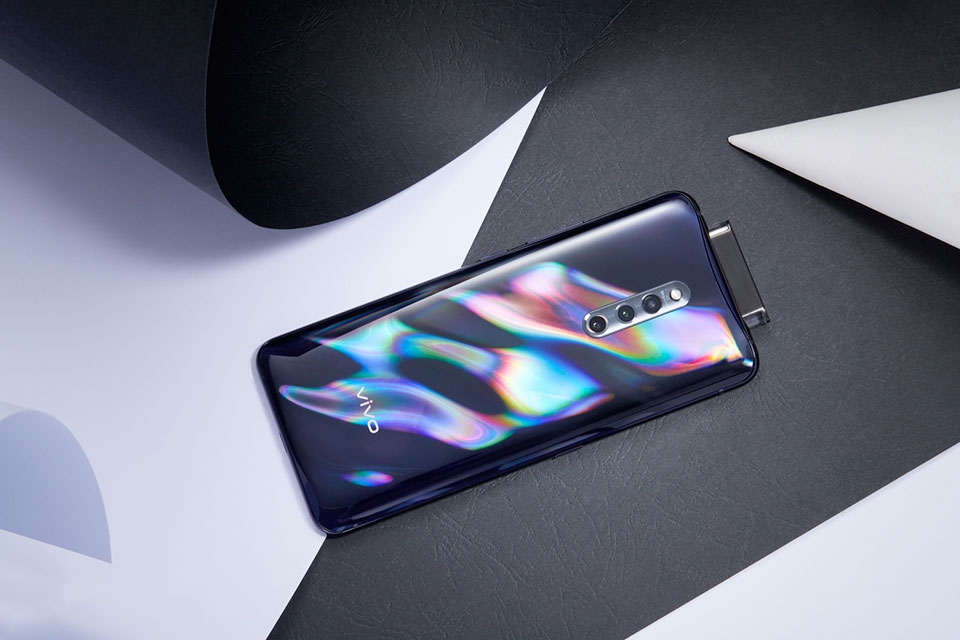 Trên tay Vivo X27 Pro: Camera "thò thụt", Snapdragon 710