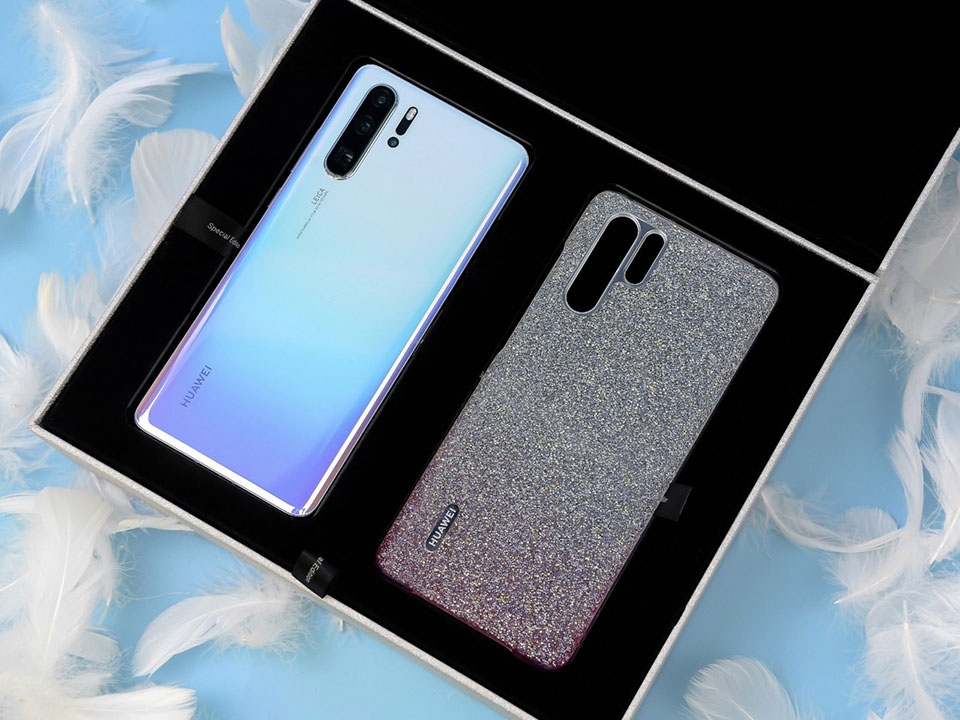 Mở hộp và trên tay Huawei P30 Pro Special Edition