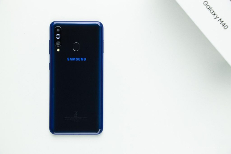 Hàng loạt điểm ấn tượng trên Galaxy M40 vừa mới ra mắt