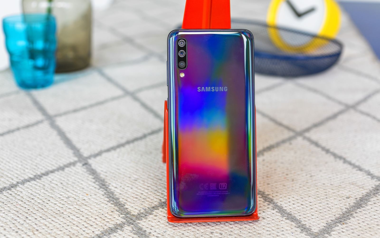 Chi tiết về thiết kế và màn hình của Samsung Galaxy A70