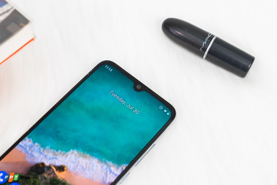 Trên tay Mi A3: Camera 48MP, cảm biến vân tay dưới màn hình