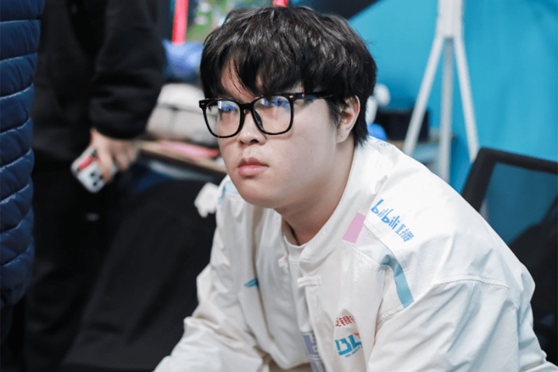 Bin LoL và hành trình trở thành top đường trên LPL thế giới