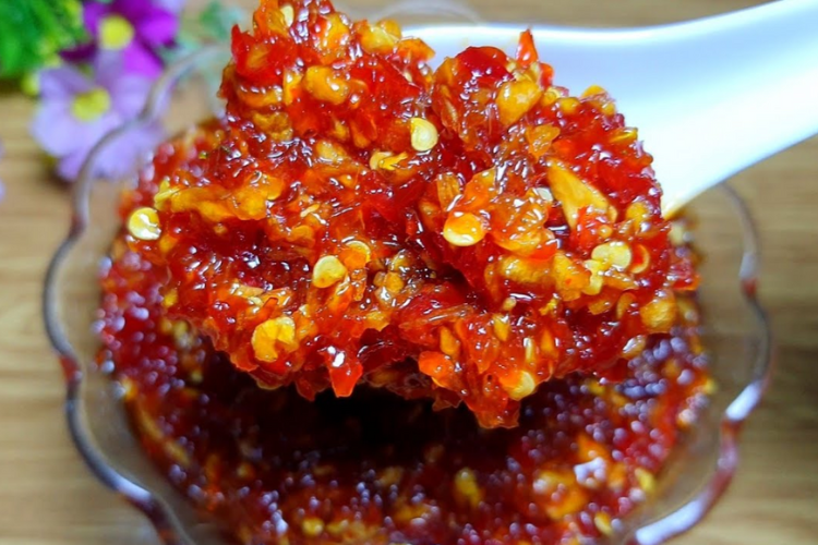 Mách bạn cách làm tương ớt rim miền Trung ngon khó cưỡng tại nhà