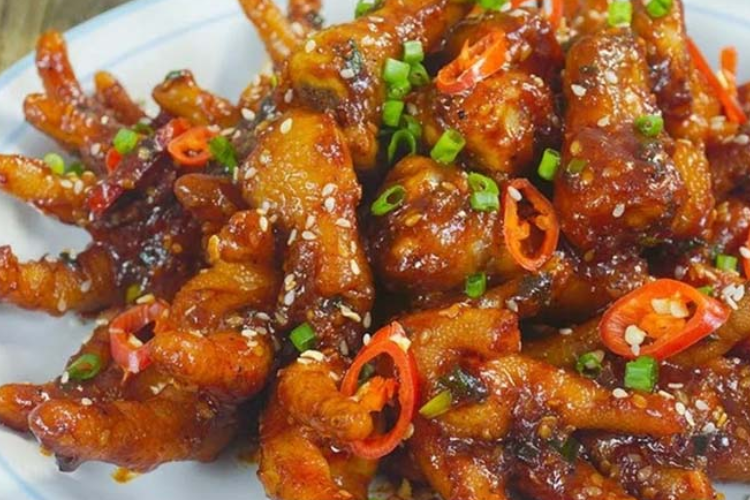 Mách bạn cách làm tương ớt rim miền Trung ngon khó cưỡng tại nhà