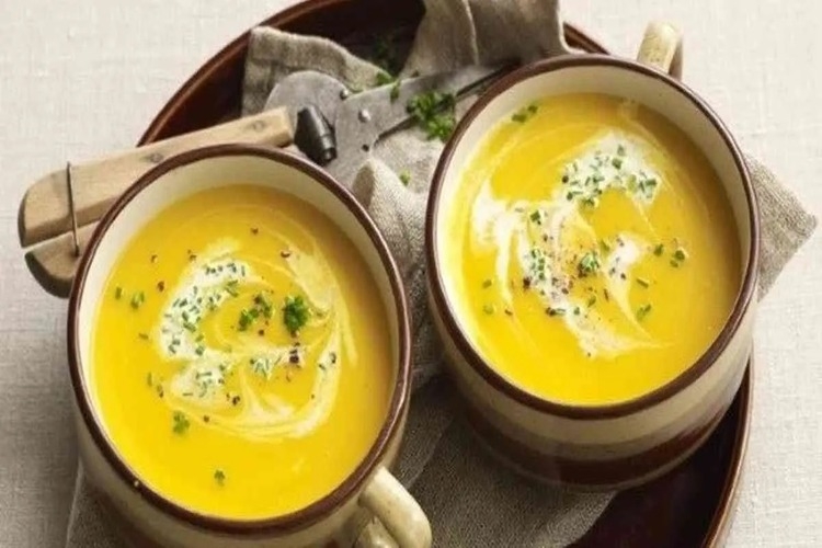 Cách nấu cháo óc heo bí đỏ: Lựa chọn hoàn hảo cho bé ăn dặm và người bệnh