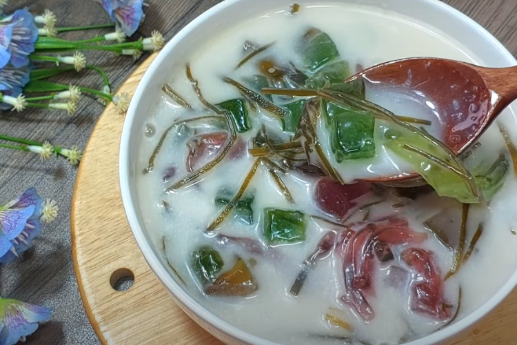 Cách làm chè thạch sắn dây giòn giòn, dai dai cực lạ miệng