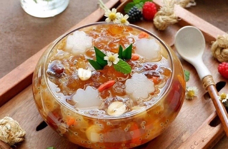 Chè tuyết yến bát vị: Công dụng, thành phần và bí quyết nấu ngon