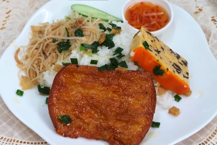 Mách bạn cách làm cơm tấm chay có đầy đủ sườn bì chả thơm ngon