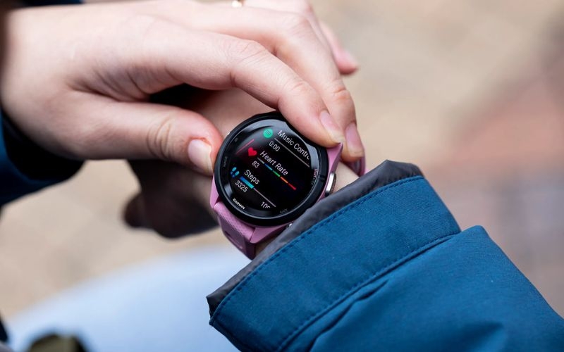 Đánh giá Garmin 265: Màn hình sắc nét, đa tính năng, nhiều tiện ích