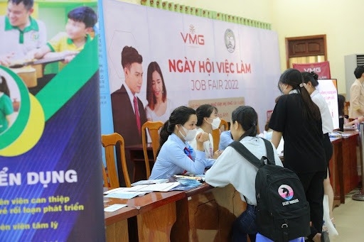 Điểm chuẩn Đại học Đồng Nai 2025 - Cách tra cứu điểm thi
