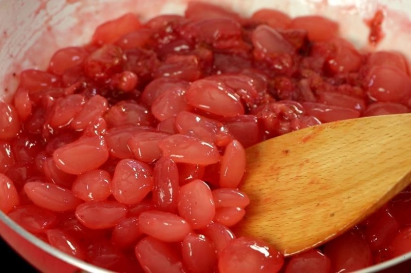 Cách làm hạt đác rim dâu tây chua chua ngọt ngọt siêu dễ làm