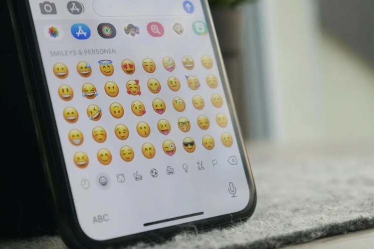 Icon bắn tim mang ý nghĩa gì trên mạng xã hội? Gợi ý cách sử dụng