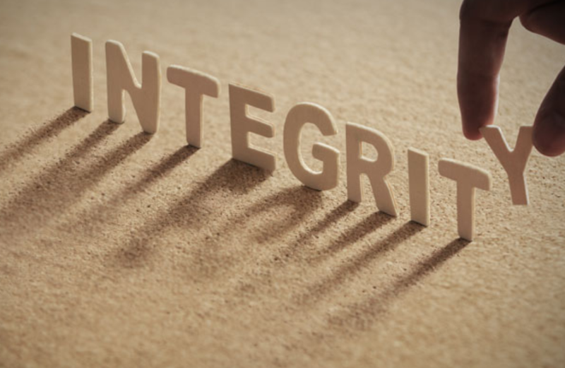 Integrity là gì? Ý nghĩa, biểu hiện và vai trò của tính chính trực