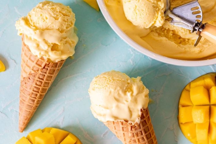 Bí quyết làm kem ốc quế tại nhà không cần máy, ngon như ngoài tiệm