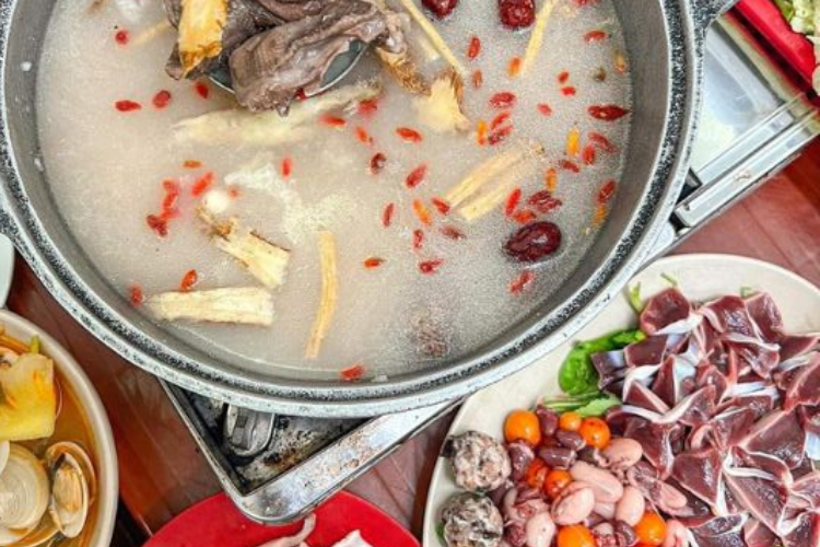 Cách nấu lẩu cháo tại nhà chuẩn vị, thơm ngon và bổ dưỡng
