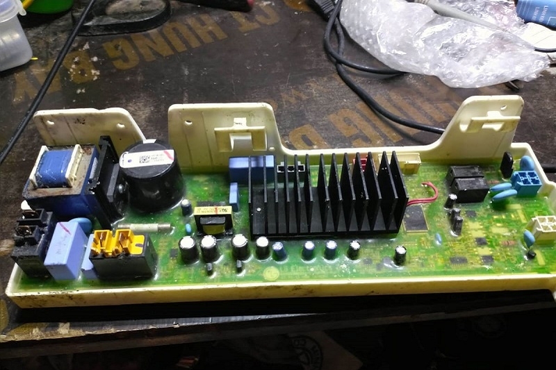5 cách khắc phục mã lỗi nháy đèn máy giặt LG cửa ngang đơn giản