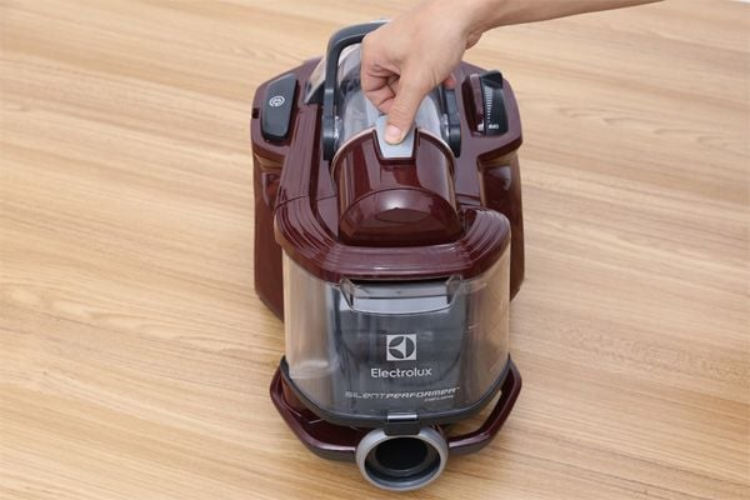 Máy hút bụi Electrolux ZSP4303AF: Gọn nhẹ chuẩn châu Âu