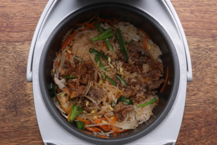 Mixed rice - Bí quyết chế biến món cơm trộn ngon và nhanh