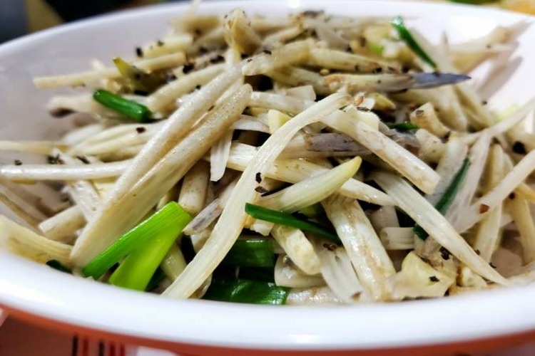 Thêm mgay món ngó sen xào tỏi thanh đạm, lạ miệng vào thực đơn ăn uống ...