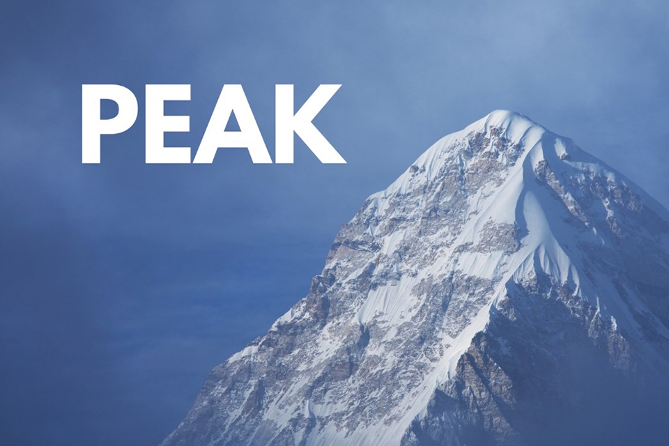 Peak là gì? Giải nghĩa đầy đủ và cách dùng Peak trên mạng xã hội